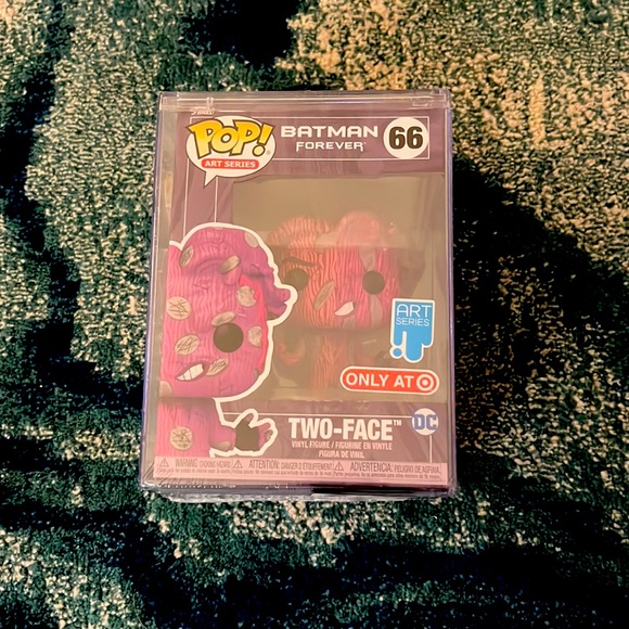 Funko | Art | Batman Forever Funko Pop Twoface Artist Series With Pop ...